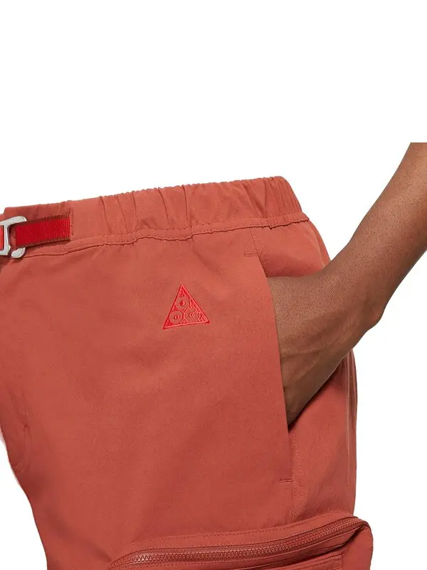 Nike Cargo Shorts - Red/tan