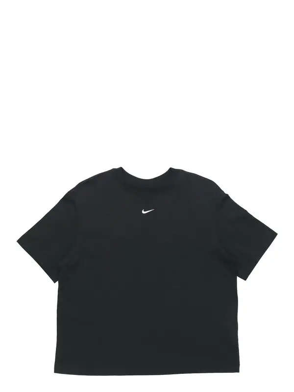 Nike Essentials T-shirt With Embroidered Logo - Black