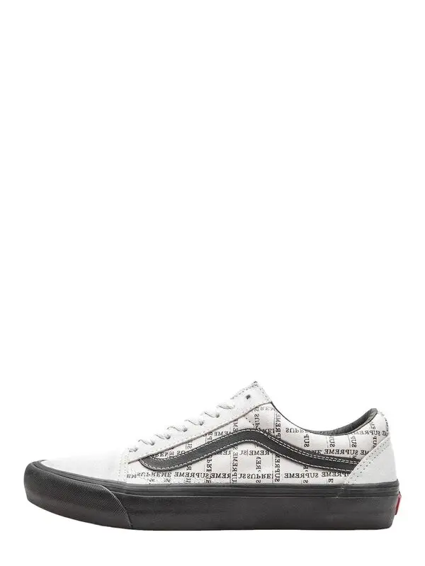 VANS Supreme X Old Skool Pro "logo Pattern" Sneakers - White