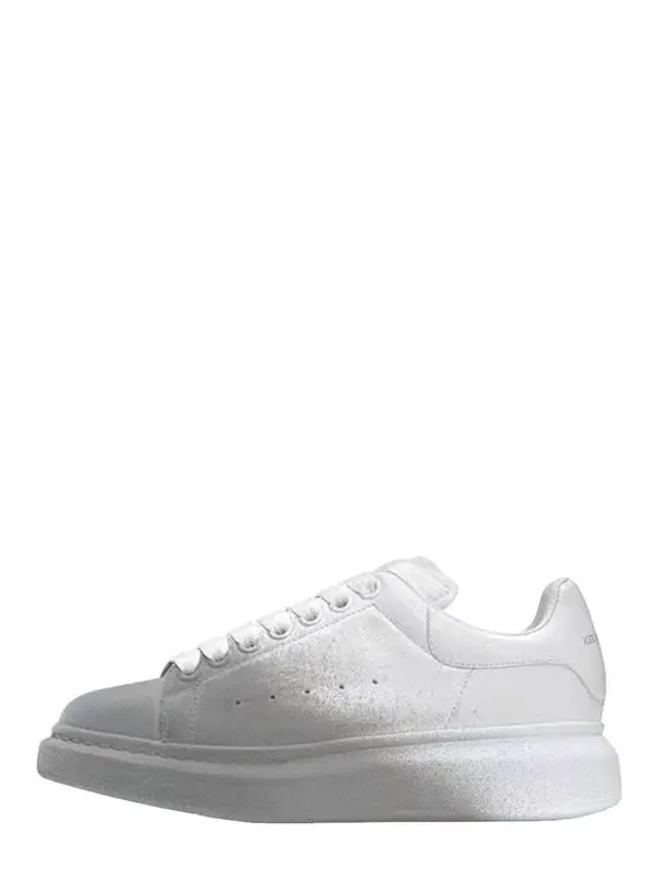 Alexander McQueen Oversized Sneaker - White/grey