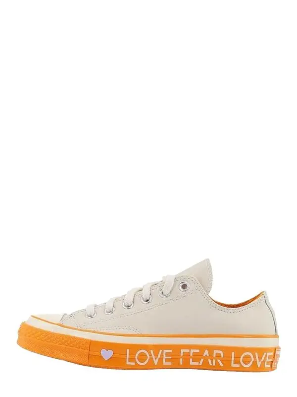CONVERSE Chuck 70 Low Top "love Graphic" Sneakers - Cream