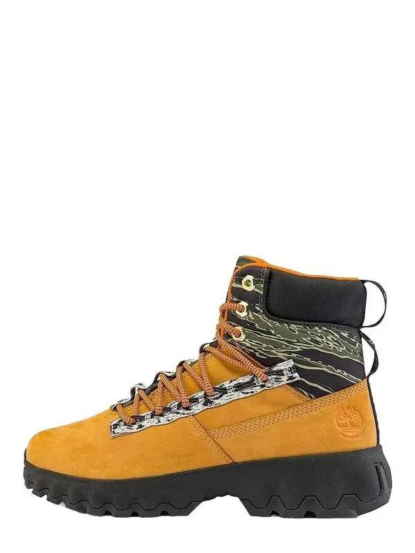 Timberland Lug Sole Lace-up Boots - Wheat