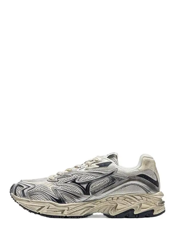 Mizuno Adventure V2 "dust Cream Silver" Lace Up Sneakers - Cream/black