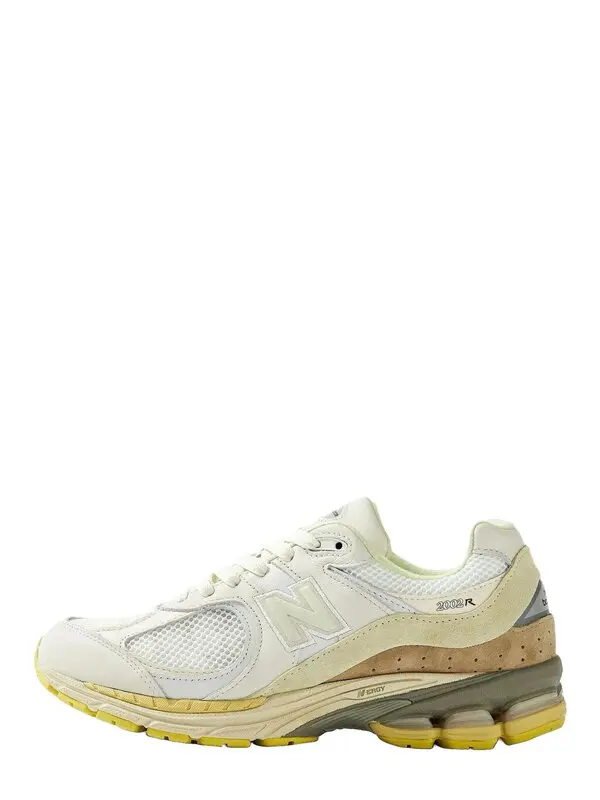 NEW BALANCE X Auralee 2002r Sneakers - Yellow