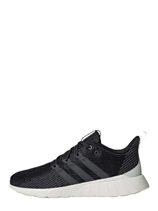 Adidas Questar Flow Sneakers - Black