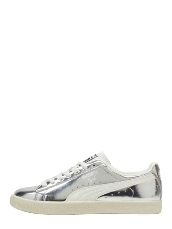 PUMA Clyde Sneakers - Silver