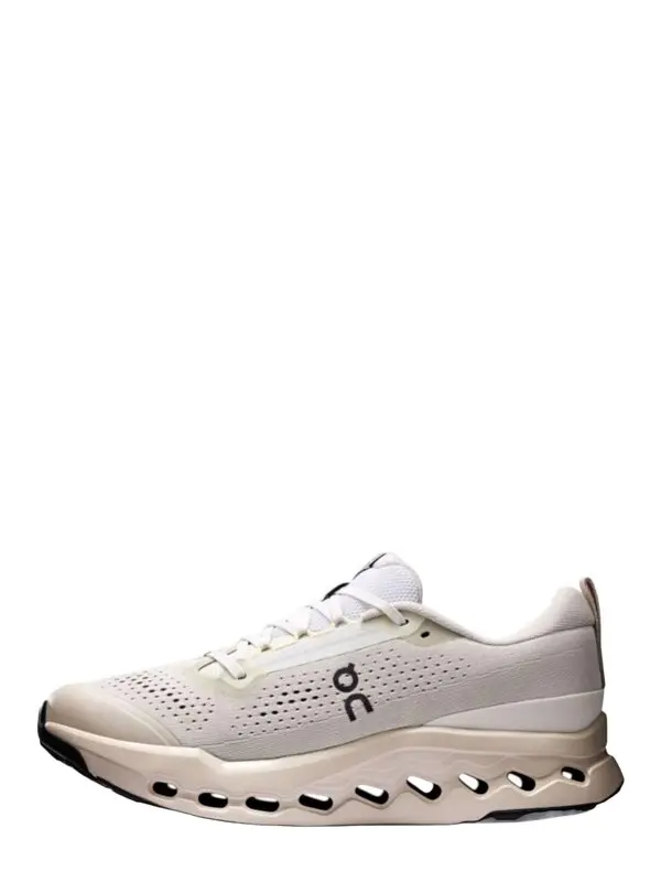 On Cloudsurfer Trail 2 Sneakers - Frost/truffle