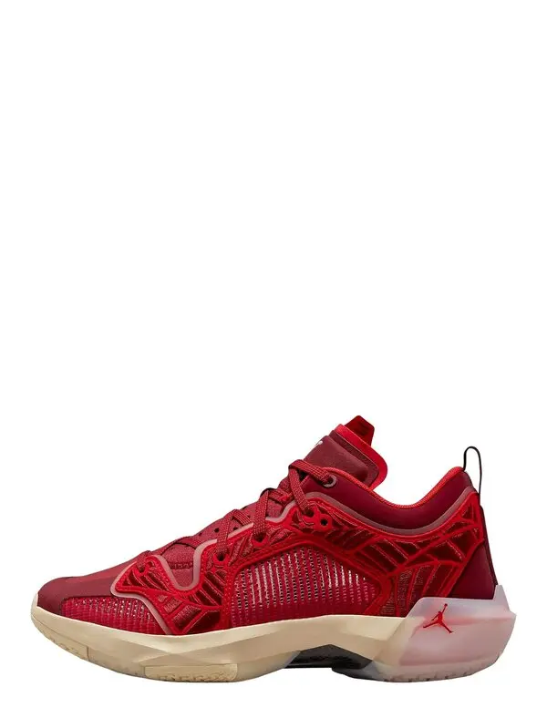 JORDAN Air 37 Low Sneakers - Red