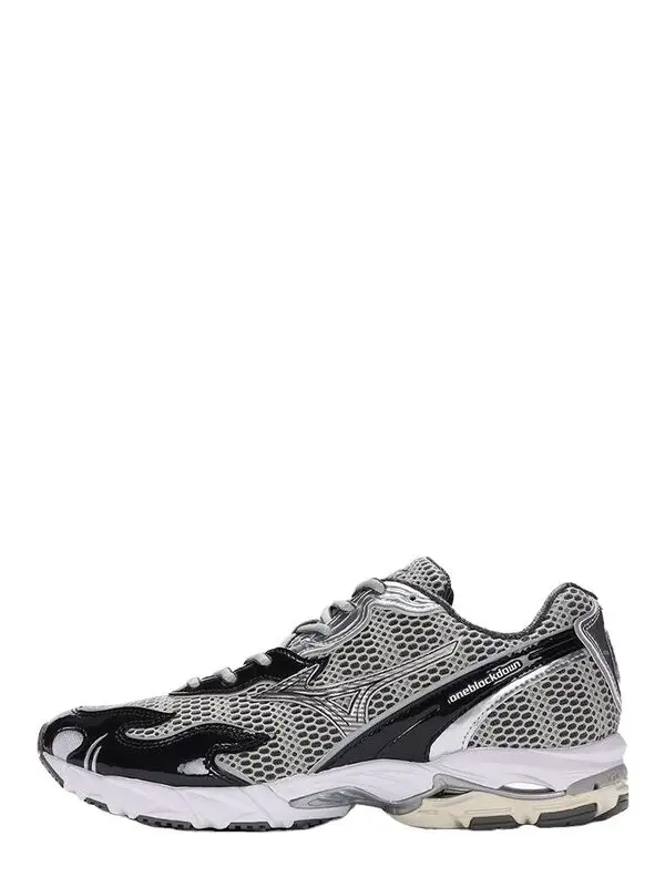 Mizuno Wave Rider "flame Wave One Block Down Onyx" Sneakers - Grey/black