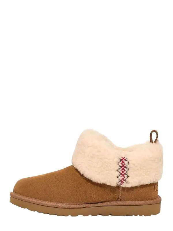 UGG Classic Ultra Mini Braid Boots - Chestnut