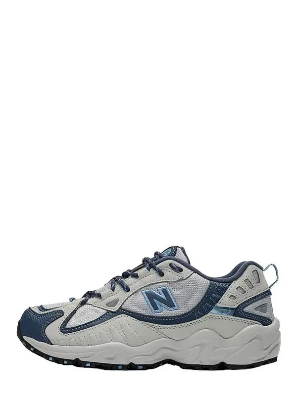 NEW BALANCE 703 Low Top Sneakers - Blue
