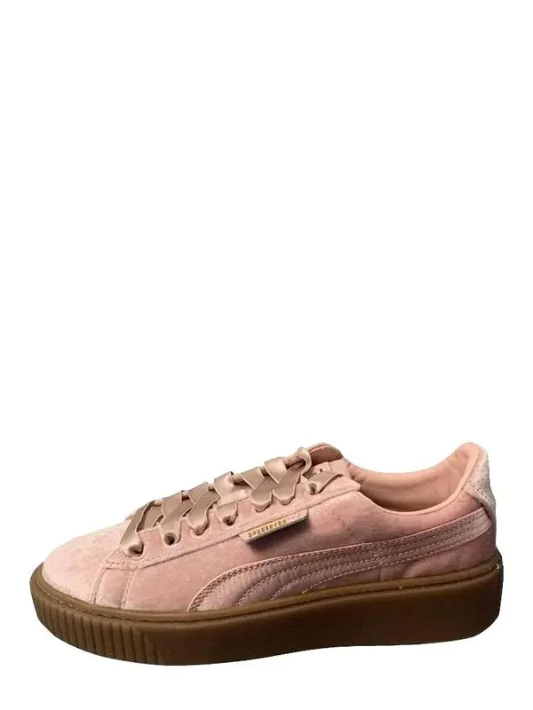 PUMA Suede Platform Sneakers - Pink
