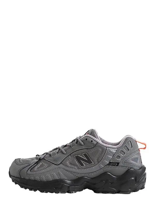 NEW BALANCE 703 Low Top Sneakers - Grey