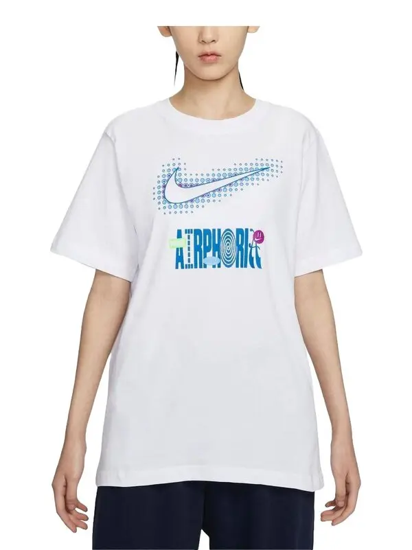 Nike Graphic T-shirt - White