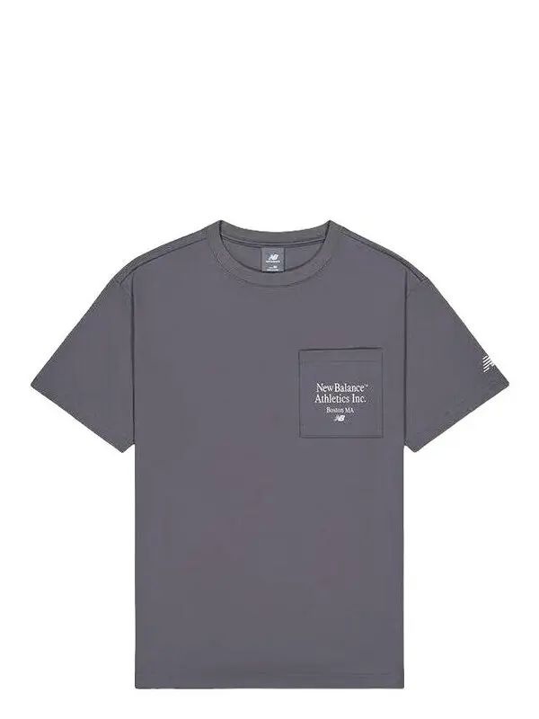 NEW BALANCE Graphic Pocket T-shirt Asia Sizing - Grey