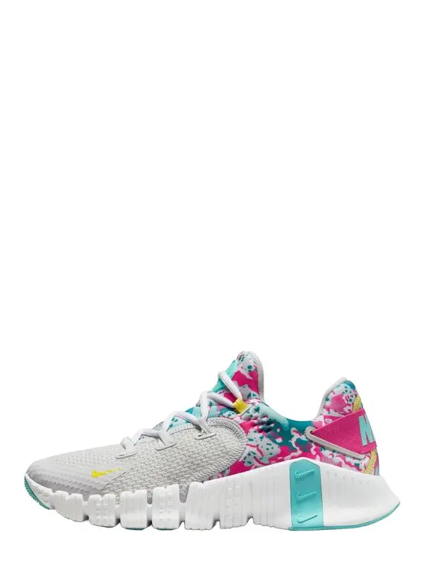 Nike Free Metcon 4 "graffiti Graphics" Athletic Sneakers - Grey/pink