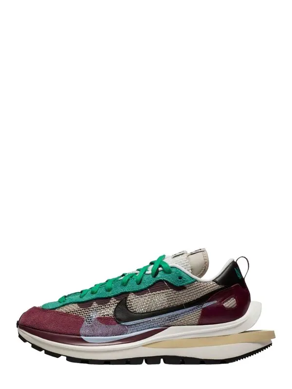 Nike X Sacai Vaporwaffle Sp "villain Red - String/black/villain Red