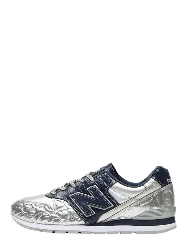 NEW BALANCE X Franck Muller 996 Sneakers - Silver