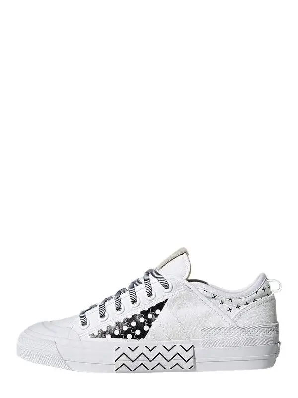 Adidas Nizza Low Top Sneakers With Graphic Detailing - White/black