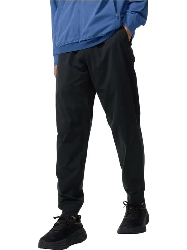 Uniqlo Ultra Stretch Active Jogger Pant - Black