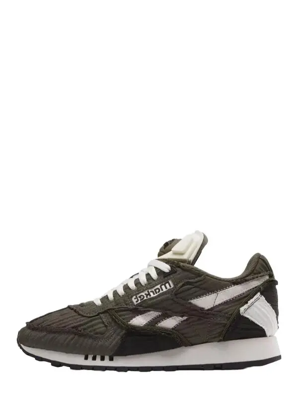 REEBOK Market X Classic Leather Pump Sneakers - Army Green/core Black/chalk