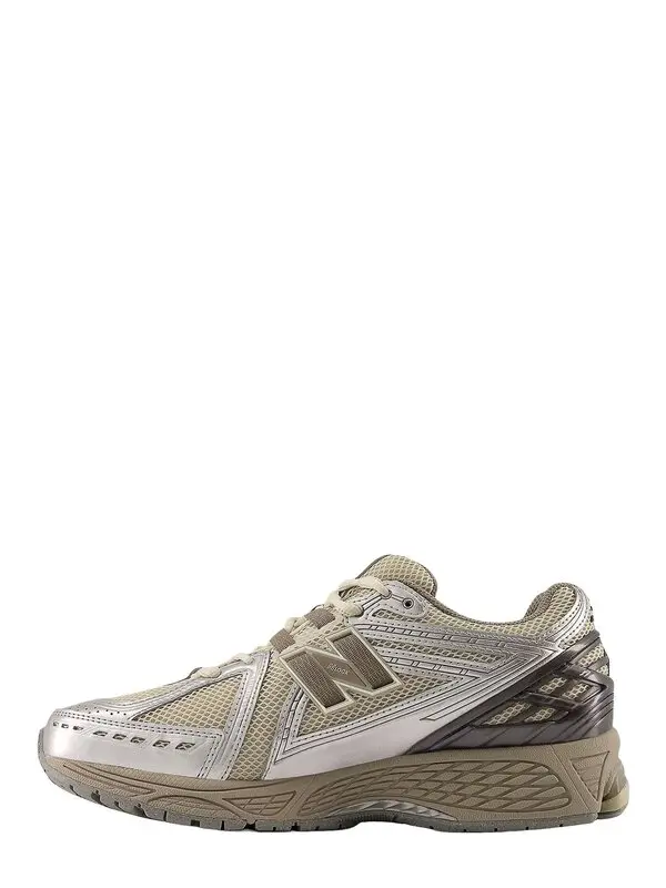 NEW BALANCE 1906r Sneakers - Silver/tan
