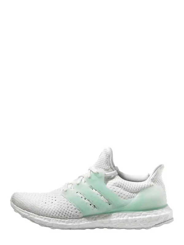 Adidas Ultraboost 4.0 Low Top Sneakers - White