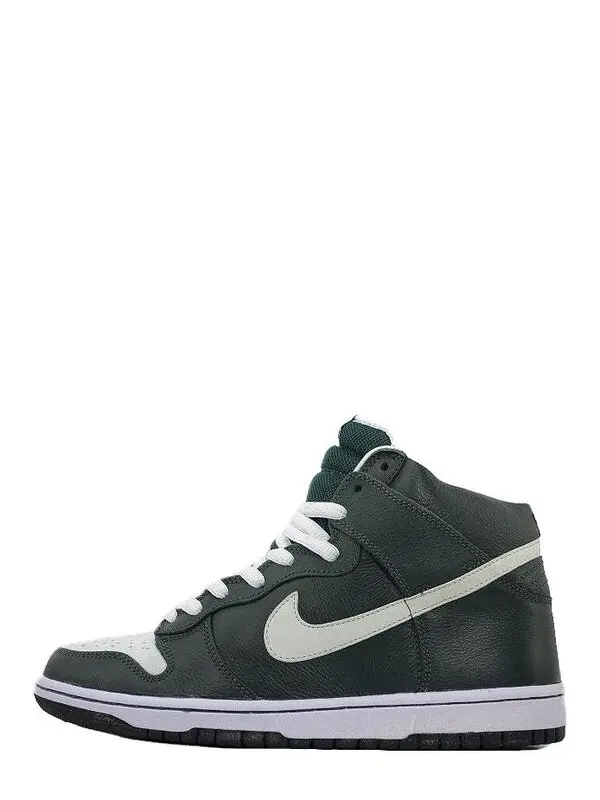 Nike Dunk High Pro Sneakers - Default Color
