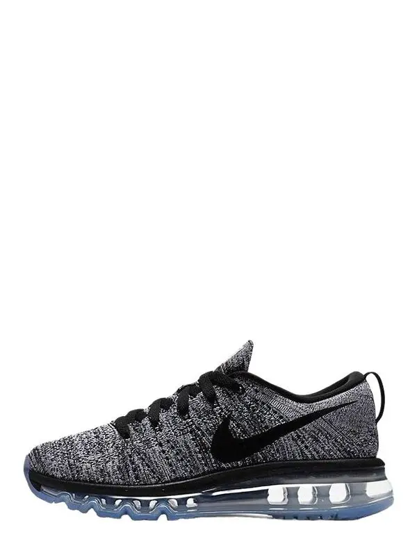 Nike Flyknit Max "oreo" Sneakers - Black