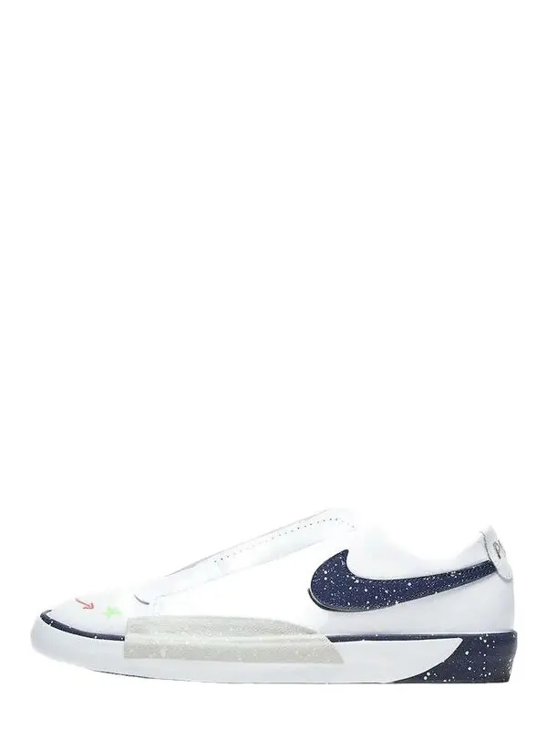 Nike Blazer Low 'planet Of Hoops' Sneakers - White/blue