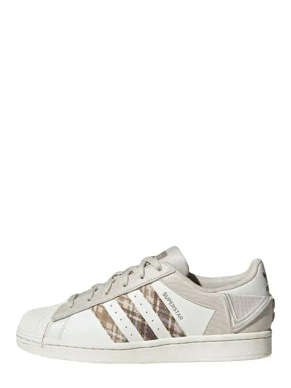 Adidas Originals Superstar Sneakers - White/brown
