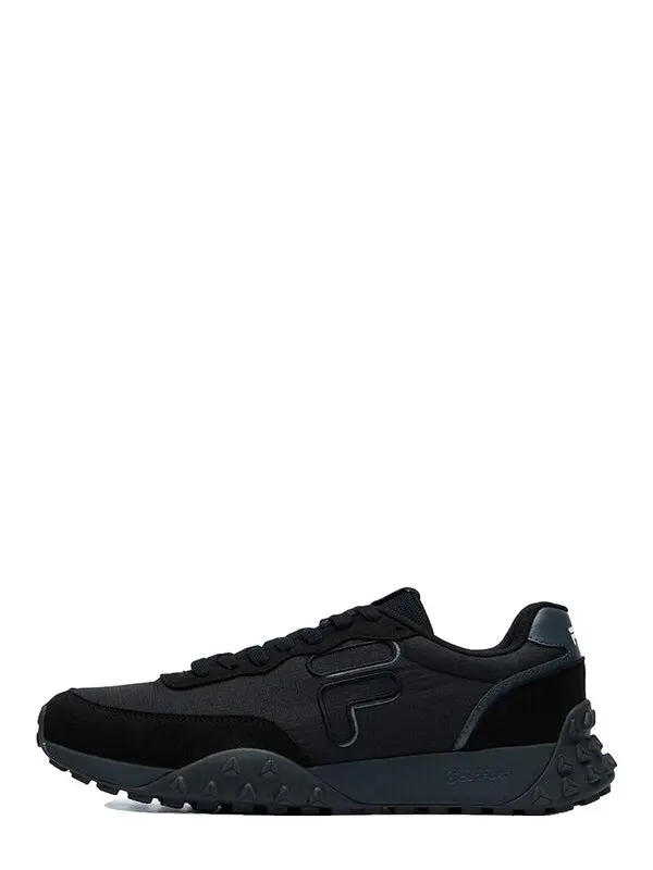FILA Pacer Low-top Sneakers - Black