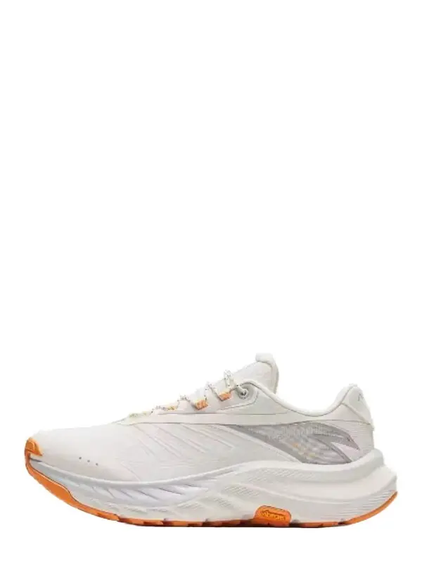 ANTA Wild Discovery Sneakers - White/orange/blue