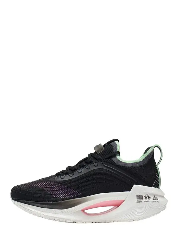 LI-NING Jue Ying Essential Sneakers - Black/white/green