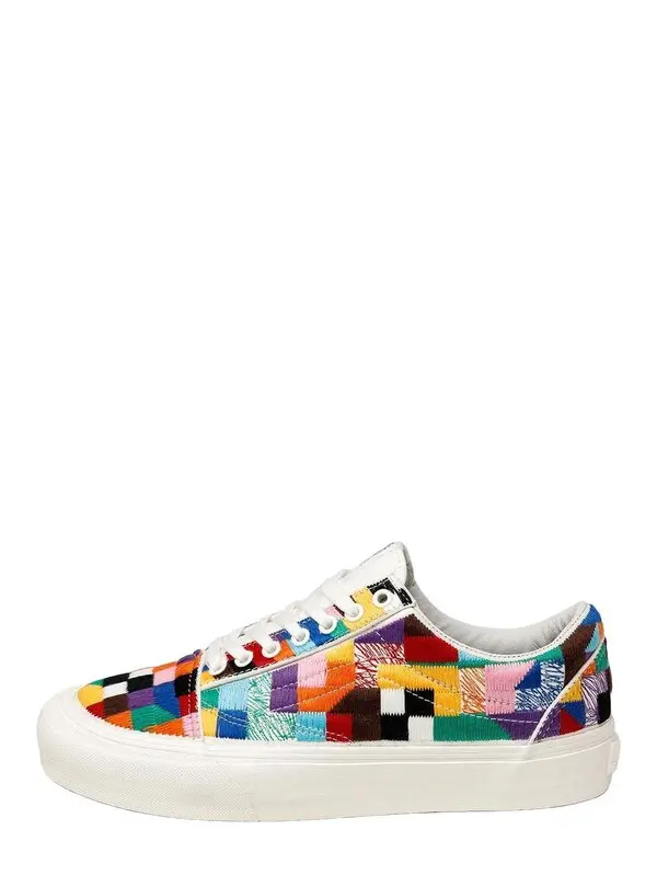 VANS Old Skool Vlt Lx "love Wins" Sneakers - Multi Color