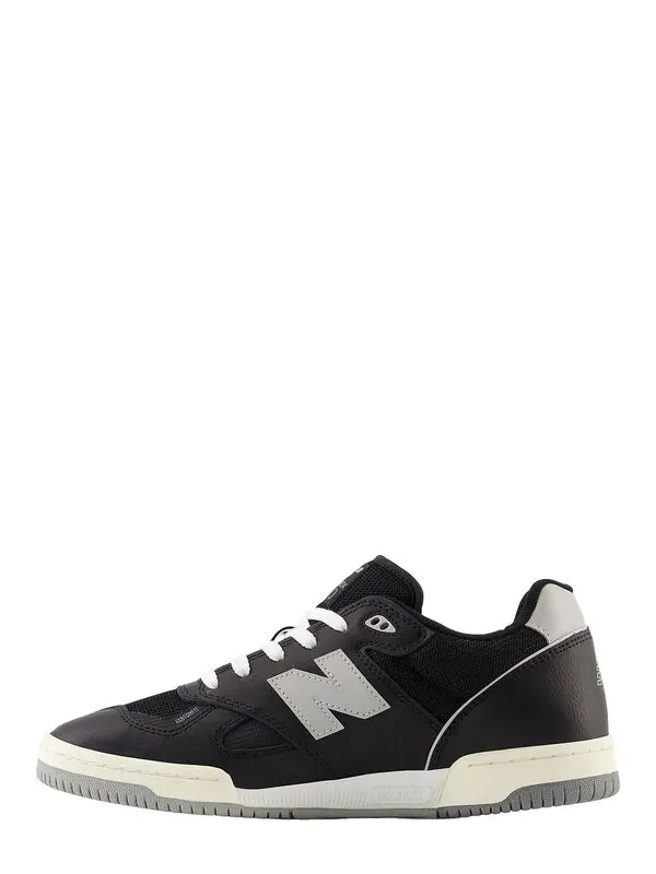 NEW BALANCE 600 X Tom Knox Sneakers - Black