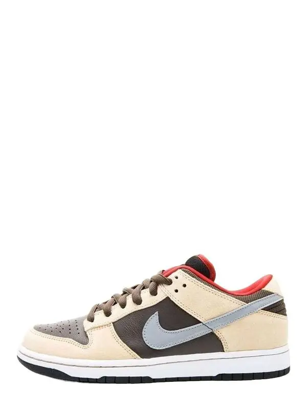 Nike Dunk Low Premium Sneakers - Brown