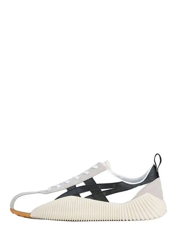 Onitsuka Tiger Acromount Mt Sneakers - White/black
