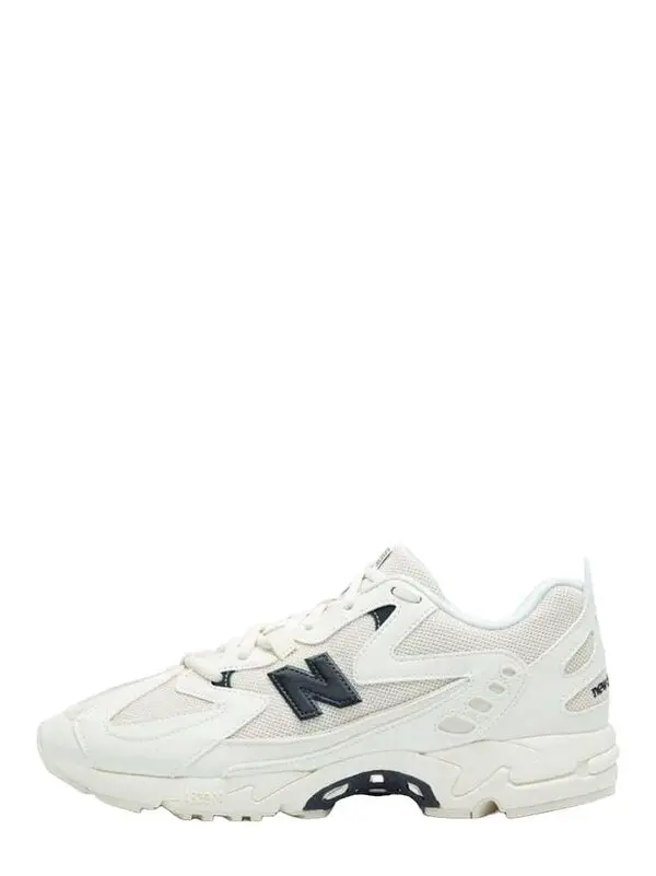 NEW BALANCE 828 Sneakers - White/black