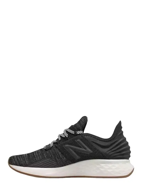 NEW BALANCE Fresh Foam Roav Knit Sneakers - Black
