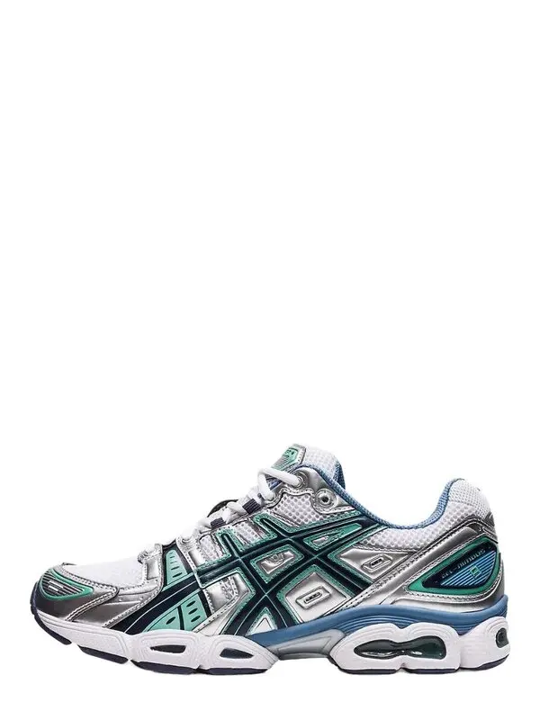 Asics Gel-nimbus Low Top Sneakers - White/pure Silver
