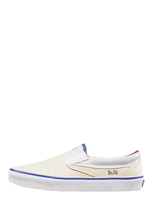 VANS Classic Slip-on Sneakers - Sail/white