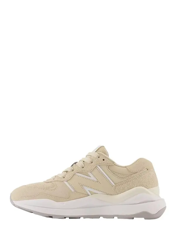 NEW BALANCE 57/40 Low Top Sneakers - Cream