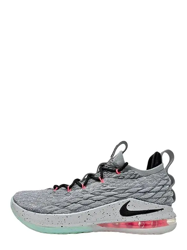 Nike Lebron 15 Low Ep Athletic Sneakers - Grey/pink