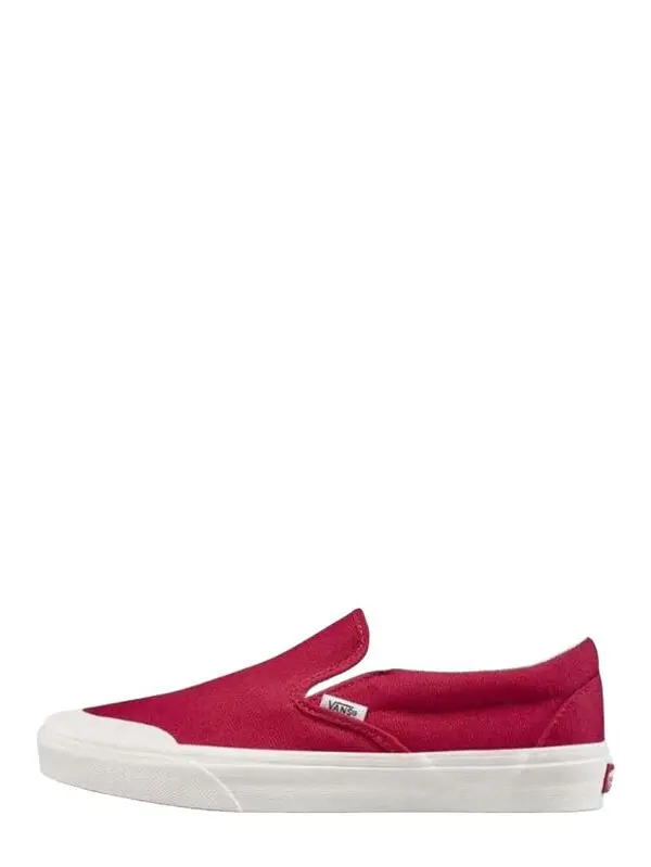 VANS Classic Slip-on 138 Sneakers - Red