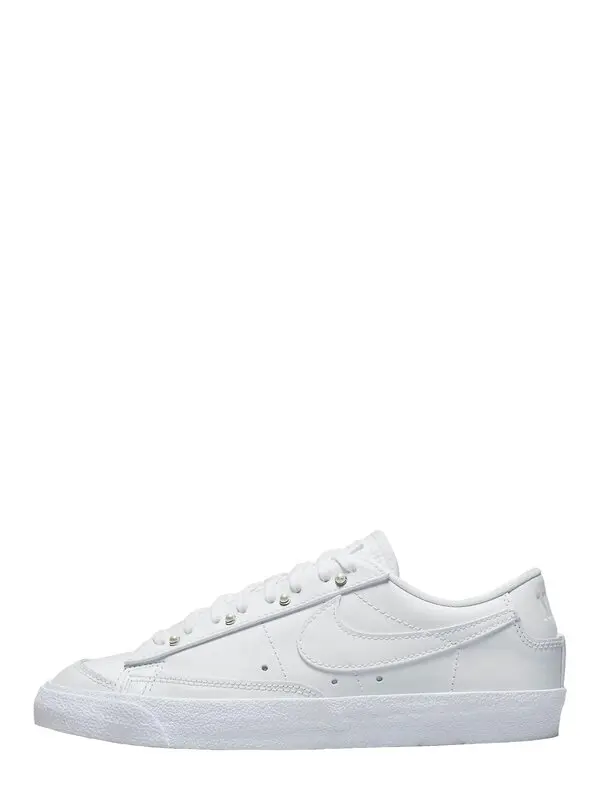 Nike Blazer Low 77 Se Sneakers - White