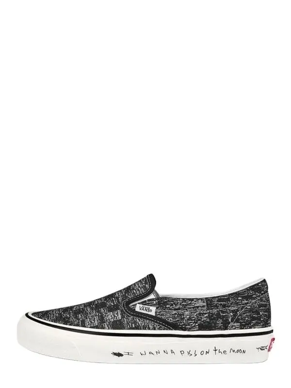 VANS Raised Wolves X Og Classic Slip-on Lx 'tv Static - Black