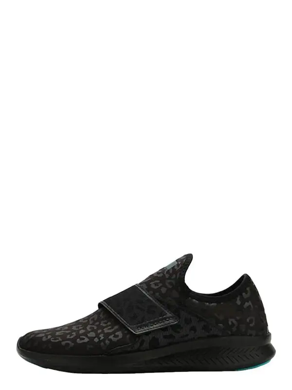 NEW BALANCE Fuelcore Coast Low-top Sneakers - Black/blue