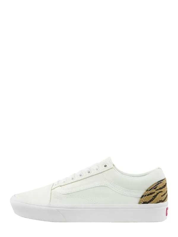 VANS Comfycush Old Skool "le Tigre" Sneakers - White/leopard