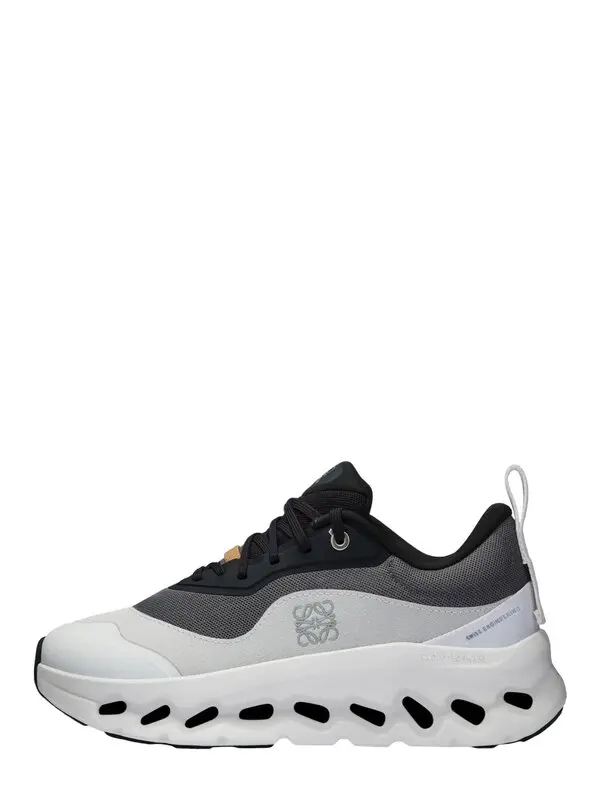 On X Loewe Cloudtilt 2 Sneakers - Black/white